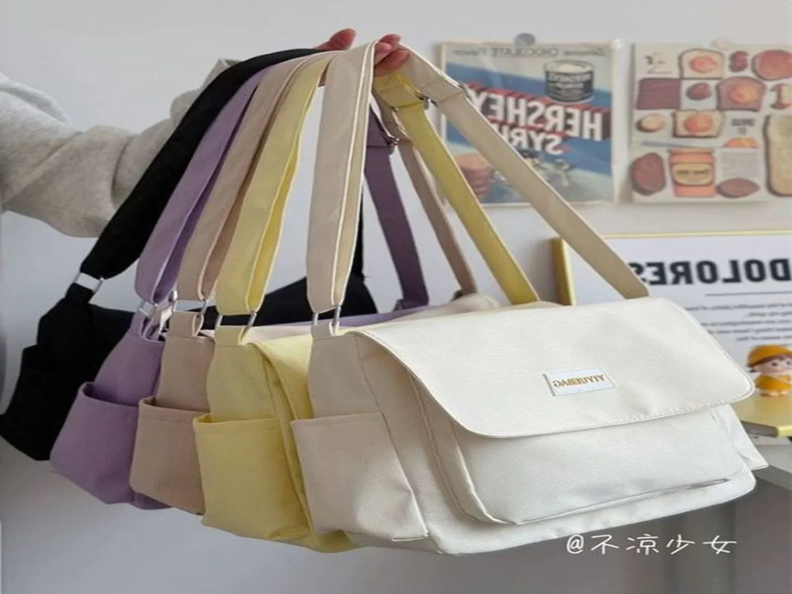 Bag It All: UniSeoul's Guide to Elevate Your Carry Style